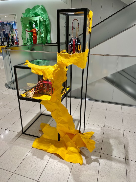 9 New Visual Merchandising Trends For Your Store