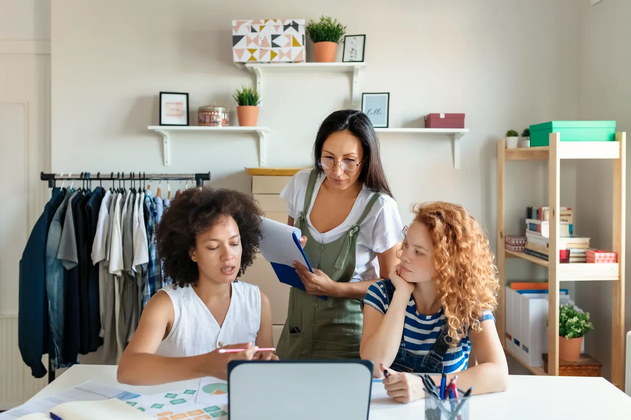 9 Secrets To Effective Retail Management [Infographic]